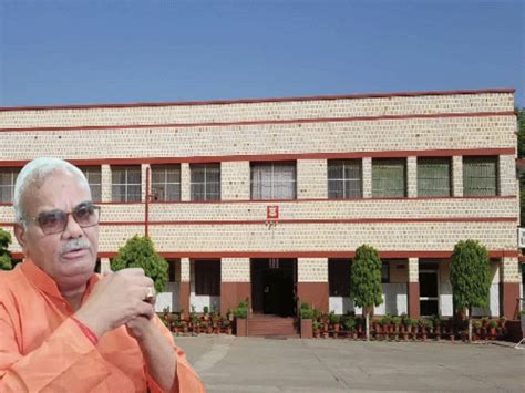 Jaipur News Action Taken Against School Which Stopped People From