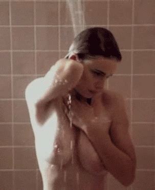 Shannon Whirry Naked In The Shower Lophil