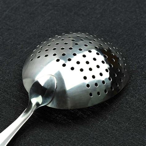 1pc Bar Cocktail Strainer Stainless Steel Julep Strainer Bartender Ice Drink Strainer Colander