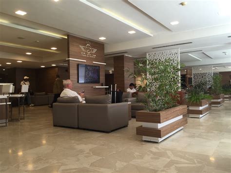 Review Royal Air Maroc The Casablanca Lounge Cmn Live And Lets Fly