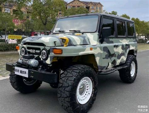 实拍bj212“大脚版”车型，底盘升高，前置绞盘 2 4t 分时四驱 车家号 发现车生活 汽车之家