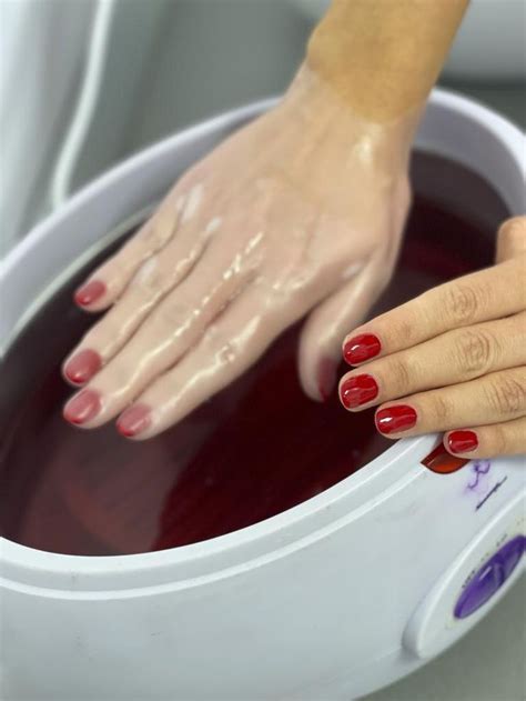How To Do Paraffin Wax Manicure At Home And Its Benefits Artofit