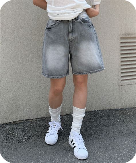 버뮤다핏빈티지워싱 프런티 워싱 와이드 5부 데님 숏팬츠 그레이ver 1color 에이블리