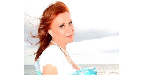 Кичка Бодурова представя най новия си албум в родния Бургас