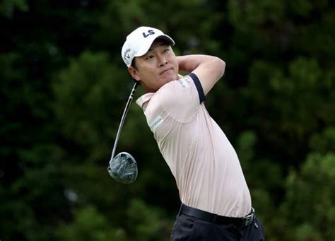 68년 역사 한국프로골프kpga 선수권대회 1라운드부터 전 대회 우승자들 격돌전가람은 37년 만에 2연패 도전