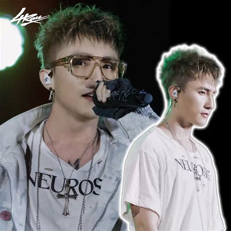 Sơn Tùng M Tp Trở Lại Với Textured Spiky Crop Tóc Cháy Sân Khấu Outfit “rock Star Mode