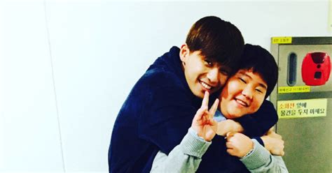 그녀는 예뻤다 박서준 아역 배우 끌어안고 내가 어렸을 때 다정