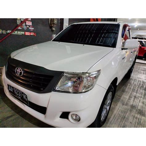 Mobil Toyota Hilux Single Cabin Manual Diesel 2014 Bekas Di Yogyakarta