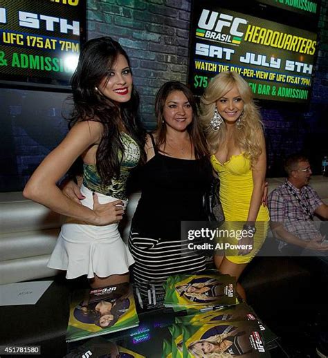 252 Fotos E Imágenes De Alta Resolución De Ufc Octagon Girls Jhenny