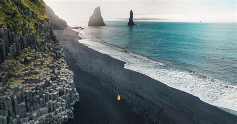 Guide To Reynisfjara In Iceland A One Of A Kind Black Sand Beach