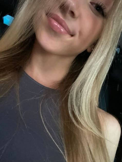 Blonde Selfie