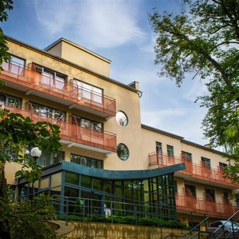 Sanatorium „zacisze” W Kudowie Zdroju Poznaj Ofertę Ośrodka