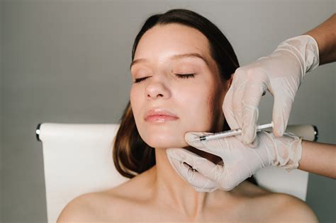 Botulinum Toxin Injection Procedure For Beautiful And Elastic Face And Chin Contour For Woman