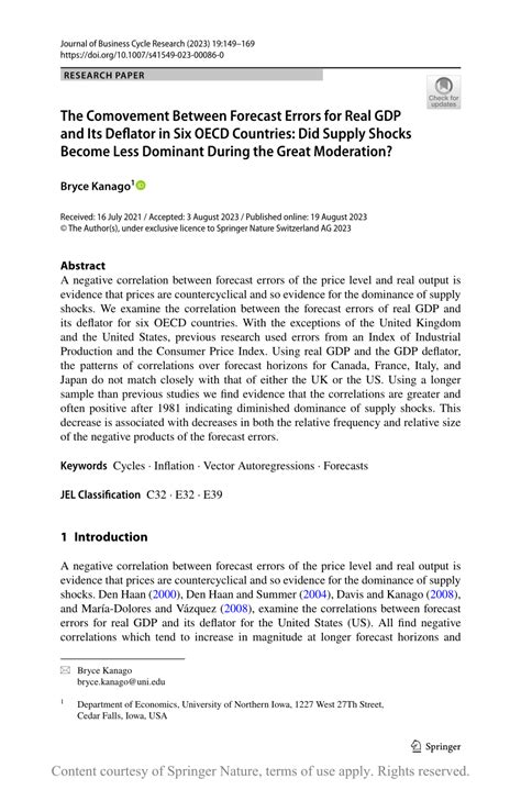The Comovement Between Forecast Errors For Real Gdp And Its Deflator In