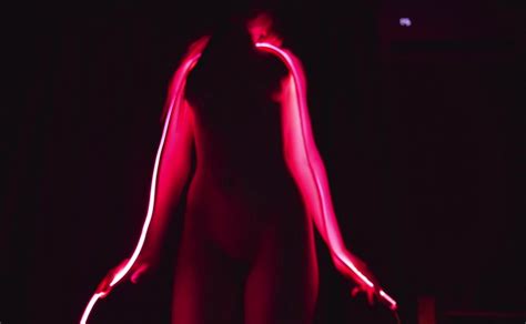 Bellacle Nude Light Show