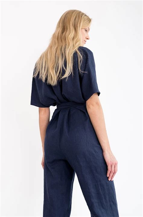 30 Cute Jumpsuits For Anyone Who Wants To Look Put Together By Putting In The Least Amount Of Effort
