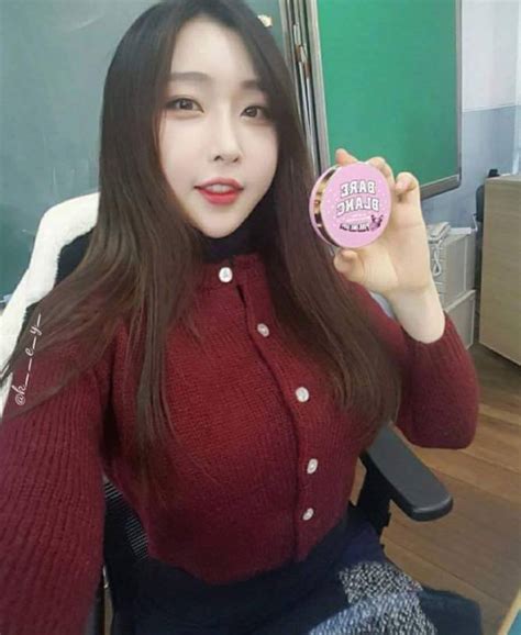 뉴시즌 흔한초등학교 선생님 몸매 ㄷㄷ ️ 캬 지려브릈다 지성과 미모와 몸매까지