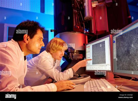 Atomic Resolution Imaging Using Tem High Resolution Transmission Electron Microscopy Laboratory