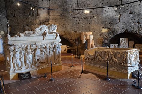File Hierapolis Archaeology Museum Turkey 32256437012 