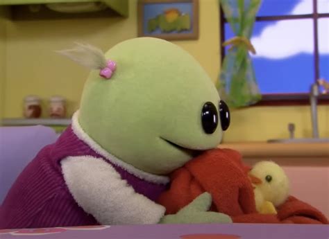 Mona From Nanalan Bird Rescue Cute Memes Silly Pictures Goofy