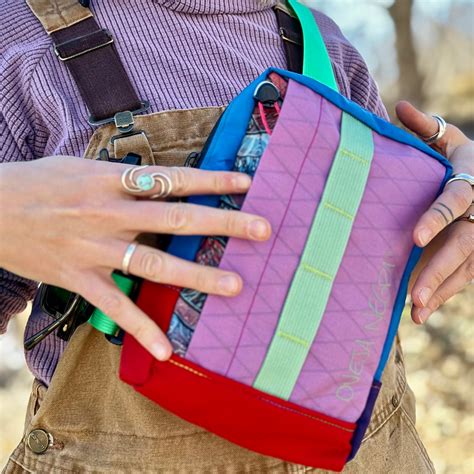 Sackette Crossbody Bag Oveja Negra™