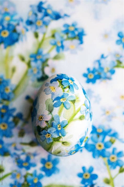 How To Decoupage Your Plastic Easter Eggs Artofit