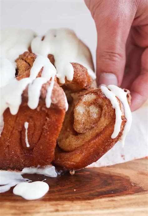 Pull Apart Cinnamon Roll Bread Holiday Baking Brunch Recipes