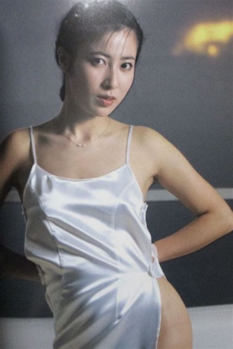 Pin On 岡江久美子