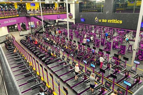 Does Planet Fitness Have A Sauna Pool Free Weights Showers [planet