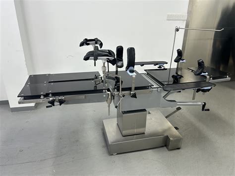 Sxs3008 Iii Manual Hyraulic Operating Table X Ray Radiolucent Surgery