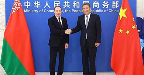 北约1万大军部署边境，关键时刻，白俄收到中国邀请，解放军到了凤凰网