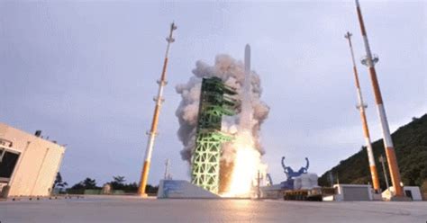 누리호 18분의 우주비행 완수…위성 분리 모두 성공[영상]