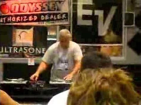 Dj Tony G At Sam Ash Summer Dj Battle 2007 Youtube