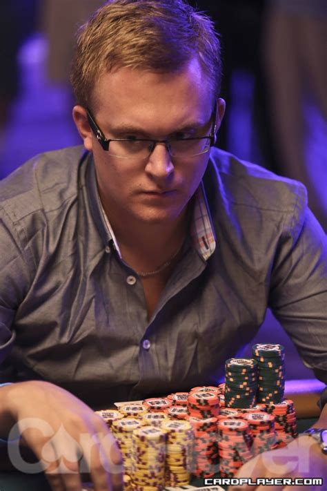 Erik Hellman 25749 Erik Hellman