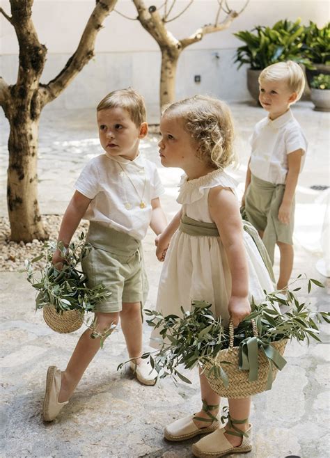 Pin De Luisa Hernandez En Pajesitos Arras Boda Pajesitas Boda Niños