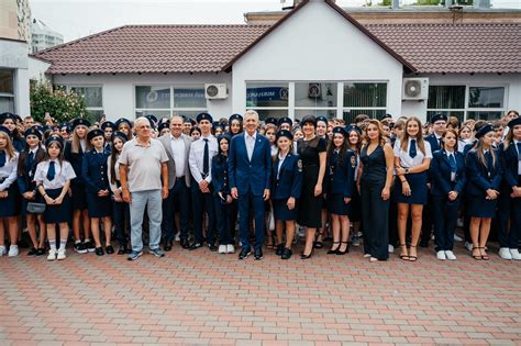 О Одеський ліцей 9 Одеської міської ради Одеської області