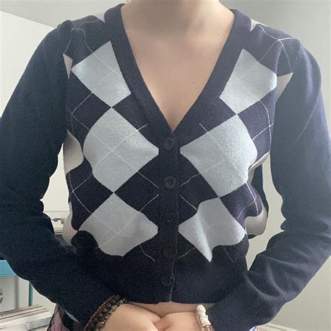 Romwe Sweater 🍵 Super Cute Argyle Sweater Just Not Depop