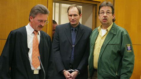 Armin Meiwes Der Kannibale Von Rotenburg Chronologie Eines Verbrechens Hessenschaude
