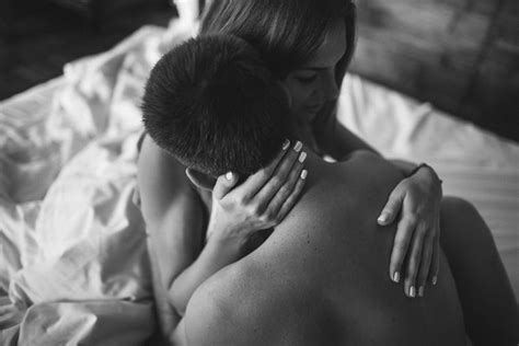 How A Tilted Uterus Affects Sex And Ways To Work With It