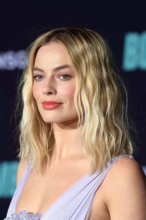 Margot Robbie Just Debuted The Undone Summer Beauty Look Of Your Dreams