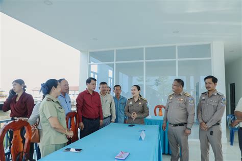 លោកស្រី អ៉ី នារីនេត អភិបាលរង នៃគណៈអភិបាលខេត្តកោះកុង