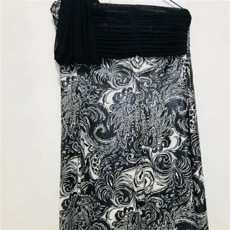 کمدا قیمت و خرید پیراهن زنانه رنگ سفیدمشکی