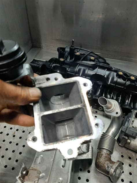 52모터스 투싼ix흡기크리닝 Egr쿨러크리닝작업 네이버 블로그