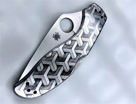 Creative Custom Knife Engraving Ideas