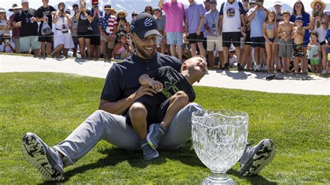 Watch Steph Currys Adorable Moment With Son Canon After Acc Title Win