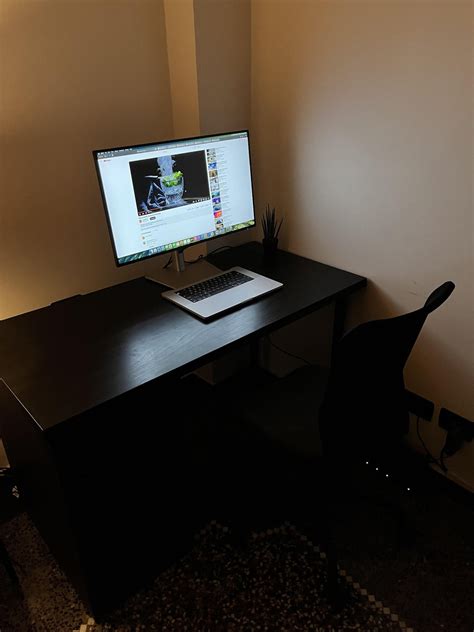 Headless 16” M1 Pro Macbook R Macbook