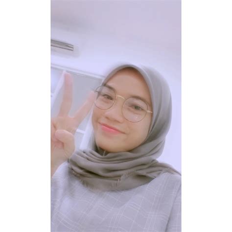 Amalanda Putri Medium