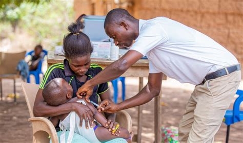 Ghana Steps Up Drive To Revamp Routine Immunization Who Regional Office For Africa