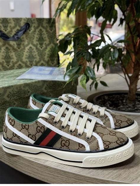 Кеди — ціна 2100 грн у каталозі Кеди Купити жіночі речі за доступною ціною на Шафі Україна