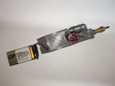 Простая электроотвертка для мелких работ | Electronics projects diy ...